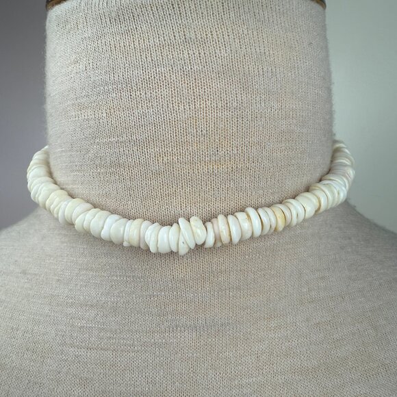 Vintage | Jewelry | Vintage Natural Hawaiian Puka Shell Choker Necklace ...